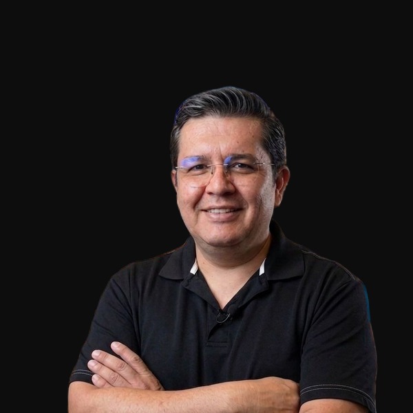 Emmanuel Salazar Aramburu | Inmobiliare